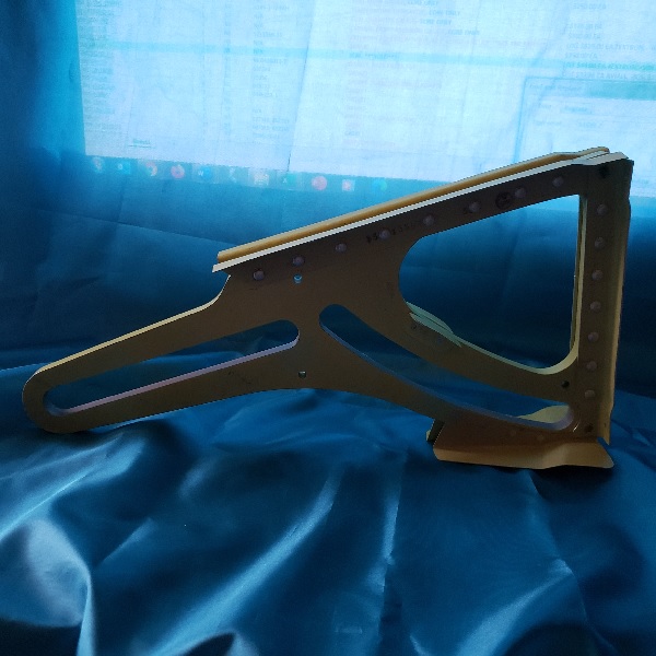 Bracket-Inboard Flap